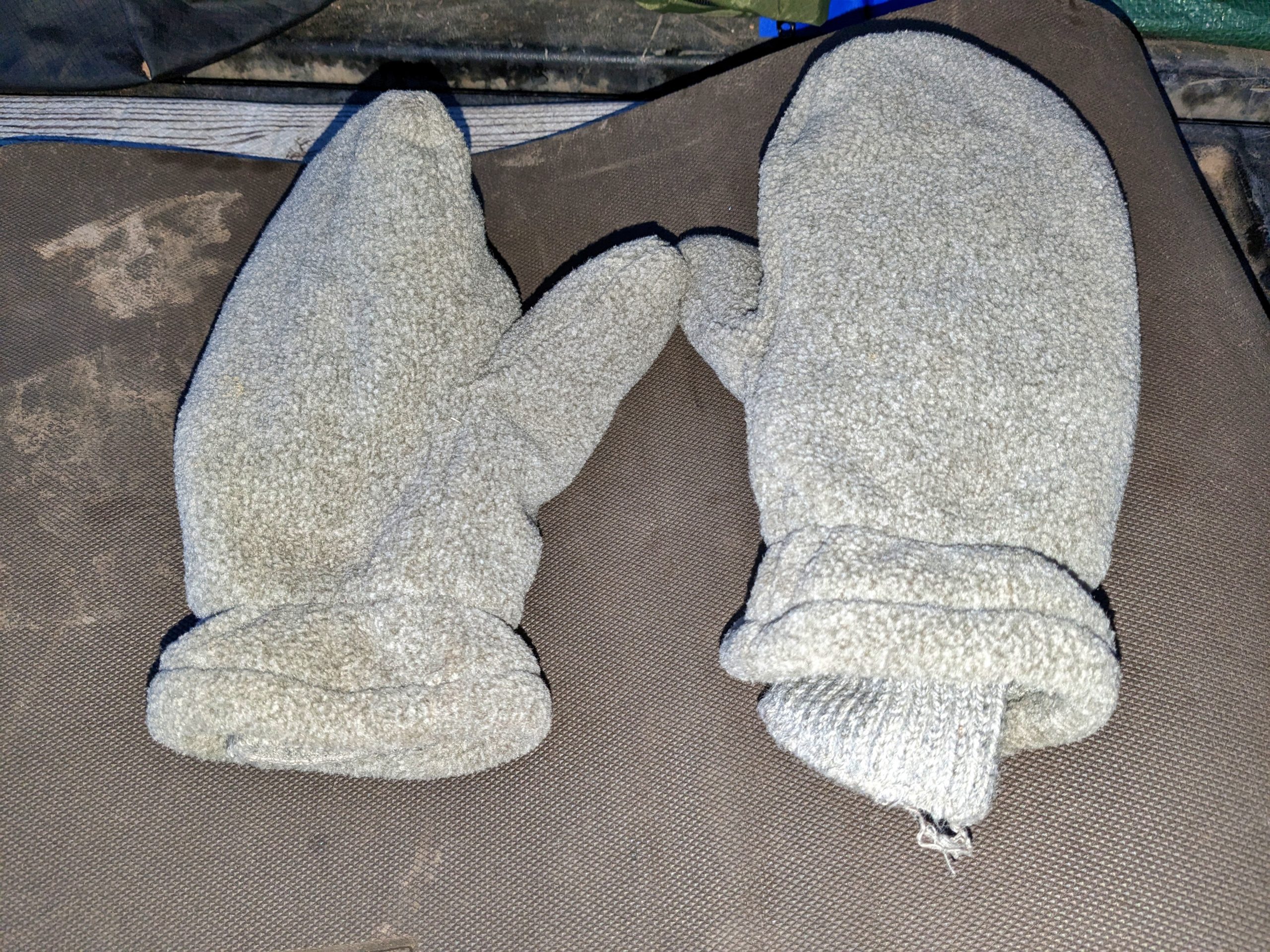 Gear review – Etsy double-knit fleece mittens – PMags.com